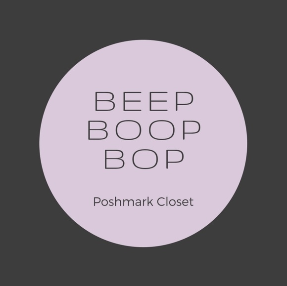 Beep boop bop's Closet (@_beep_boop_bop_) | Poshmark
